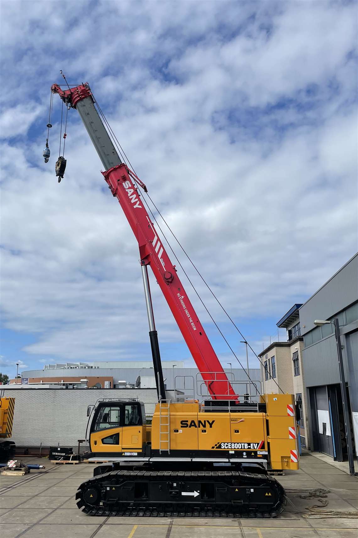 Danfoss technology powers new electric crawler crane - Power Progress