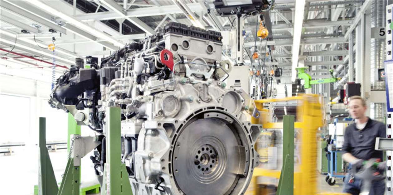 Daimler, Cummins finalize medium-duty engine deal - Power Progress
