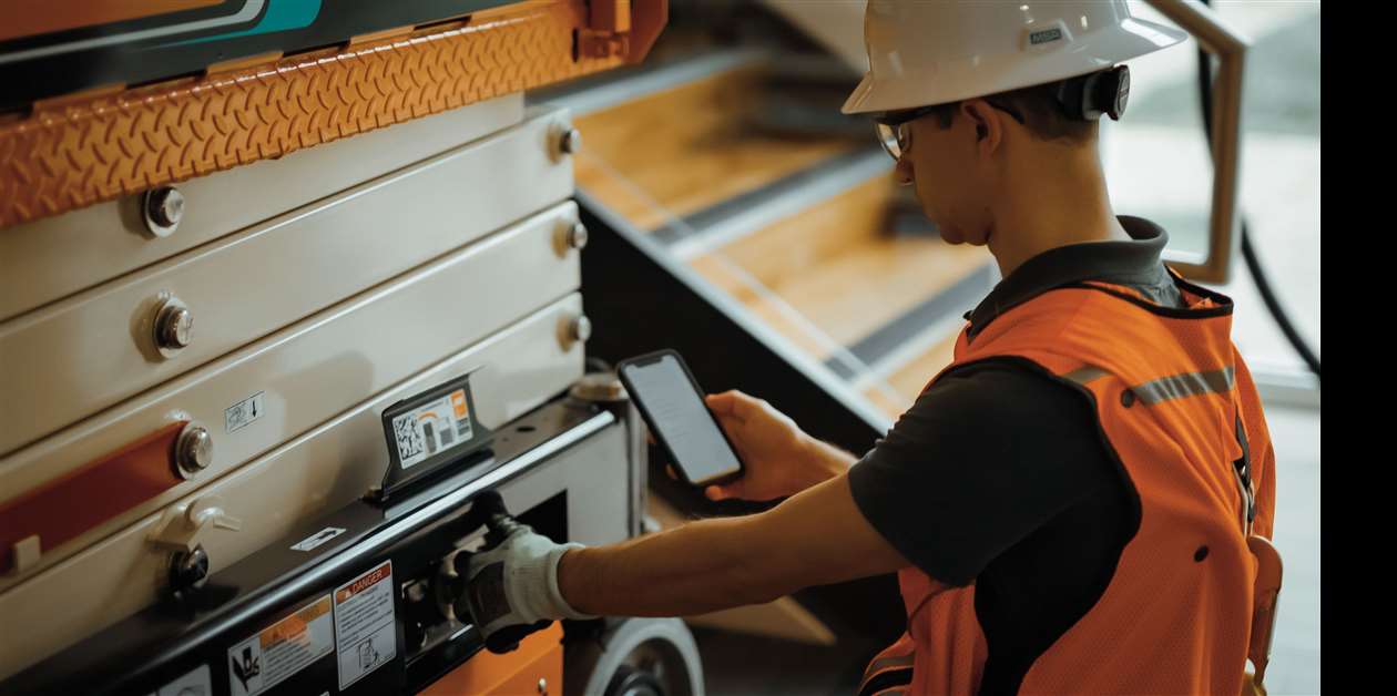 Phone-enabled diagnostics for JLG machine - Power Progress