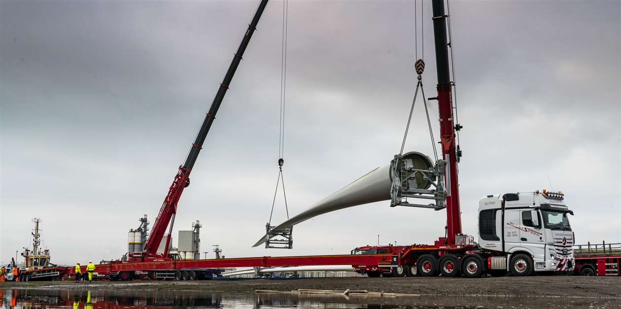 Collett acquires wind equipment fleet - Power Progress