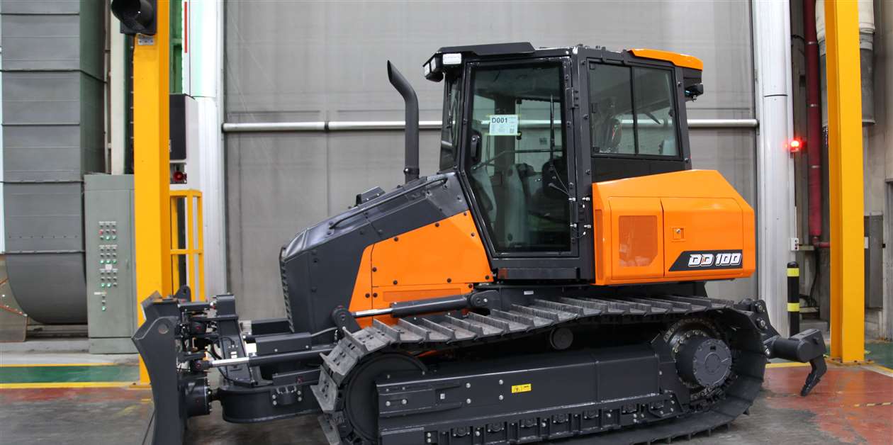 Doosan’s new grade of crawler dozers - Power Progress