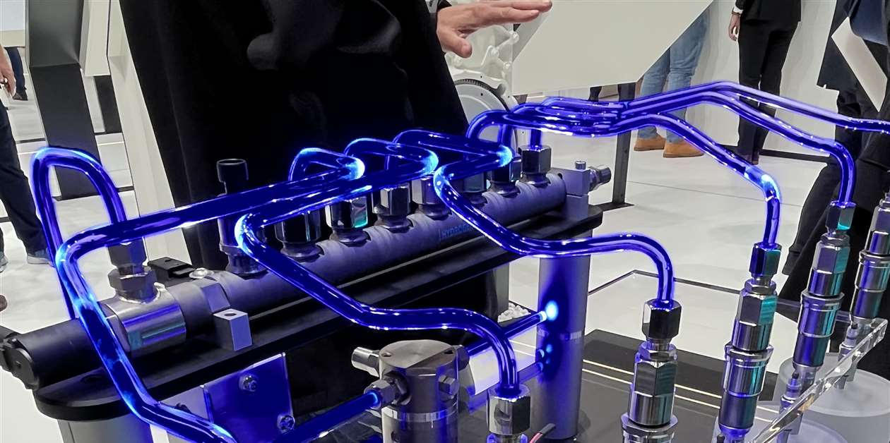 Hydrogen fuel injection among Liebherr highlights - Power Progress