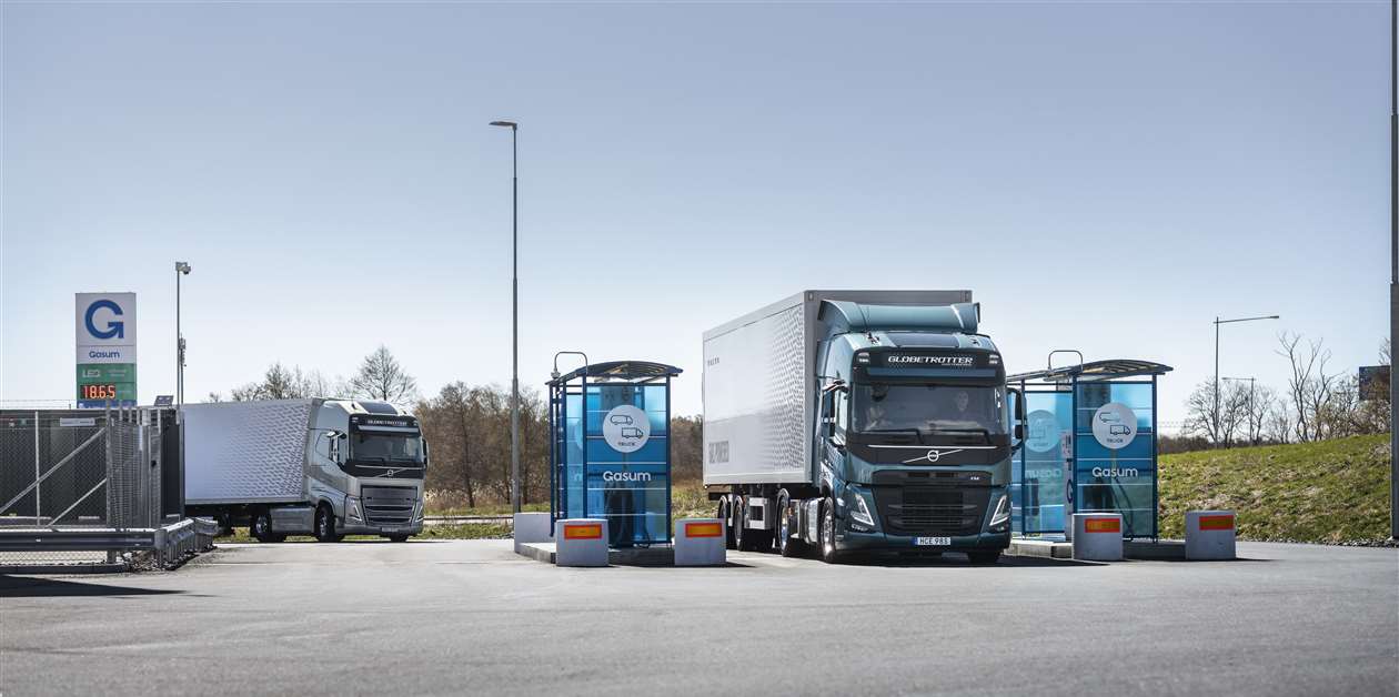 Volvo Trucks launches updated LBG-fuel models - Power Progress