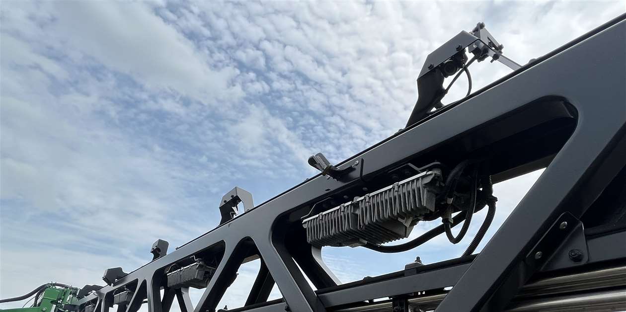 Video: John Deere See & Spray Ultimate in Action - Power Progress