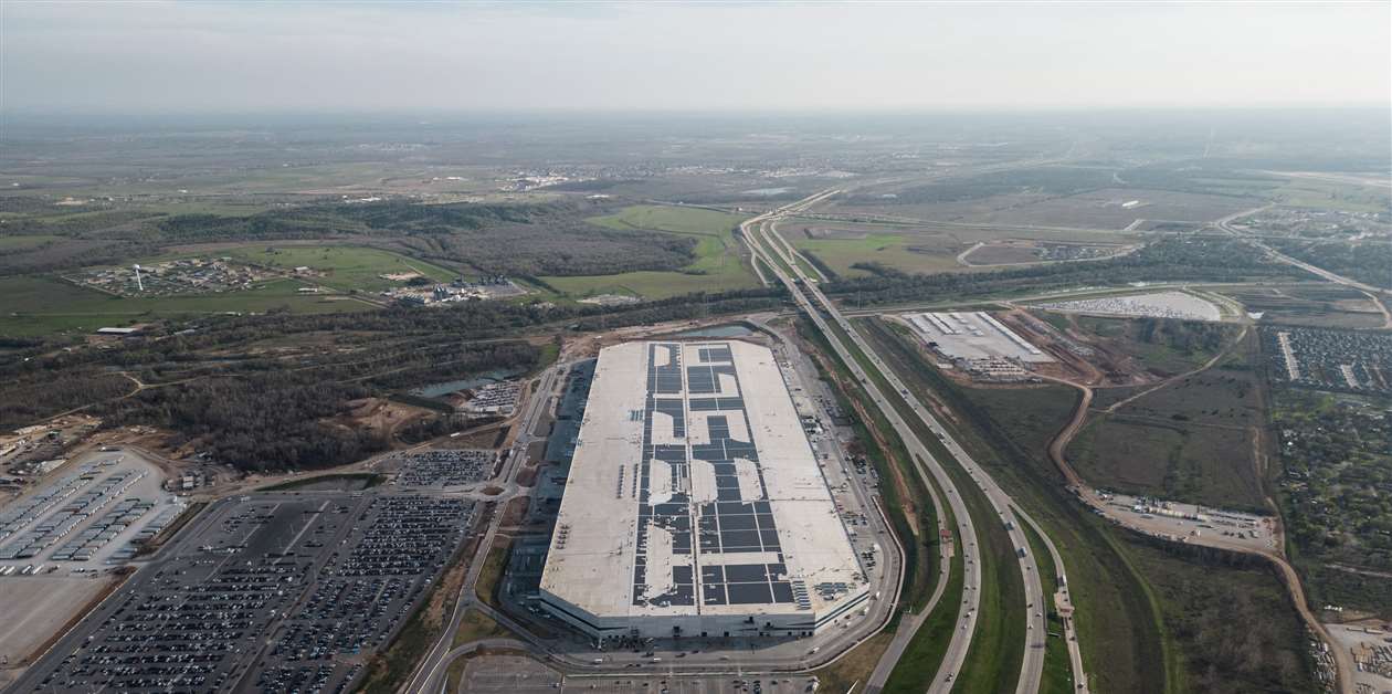 How the world’s biggest EV battery gigafactories are being built so ...