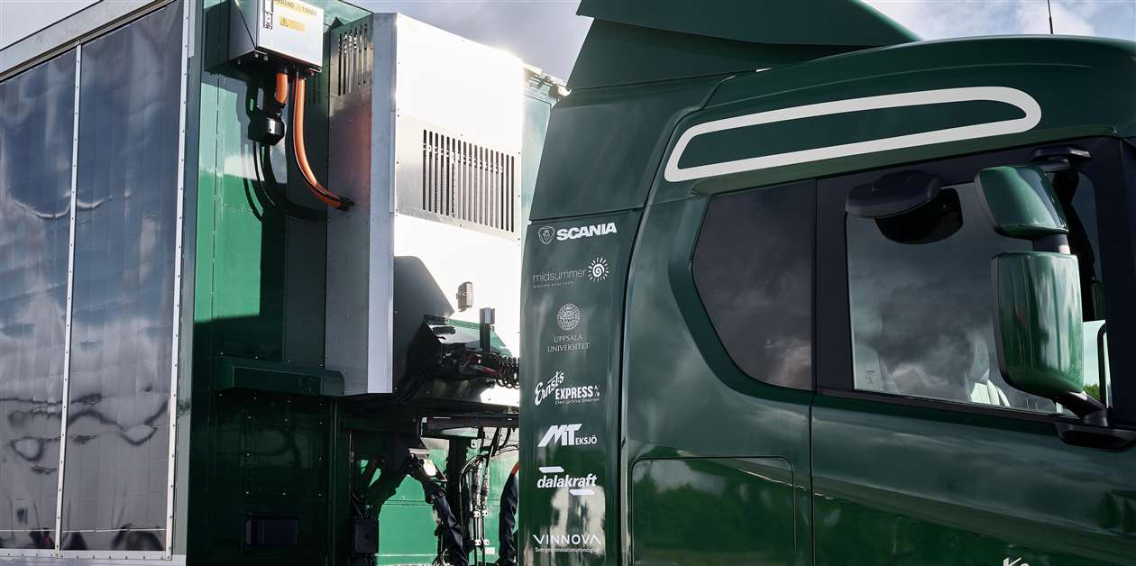 Scania starts tests of truck fitted with solar panels - Power Progress