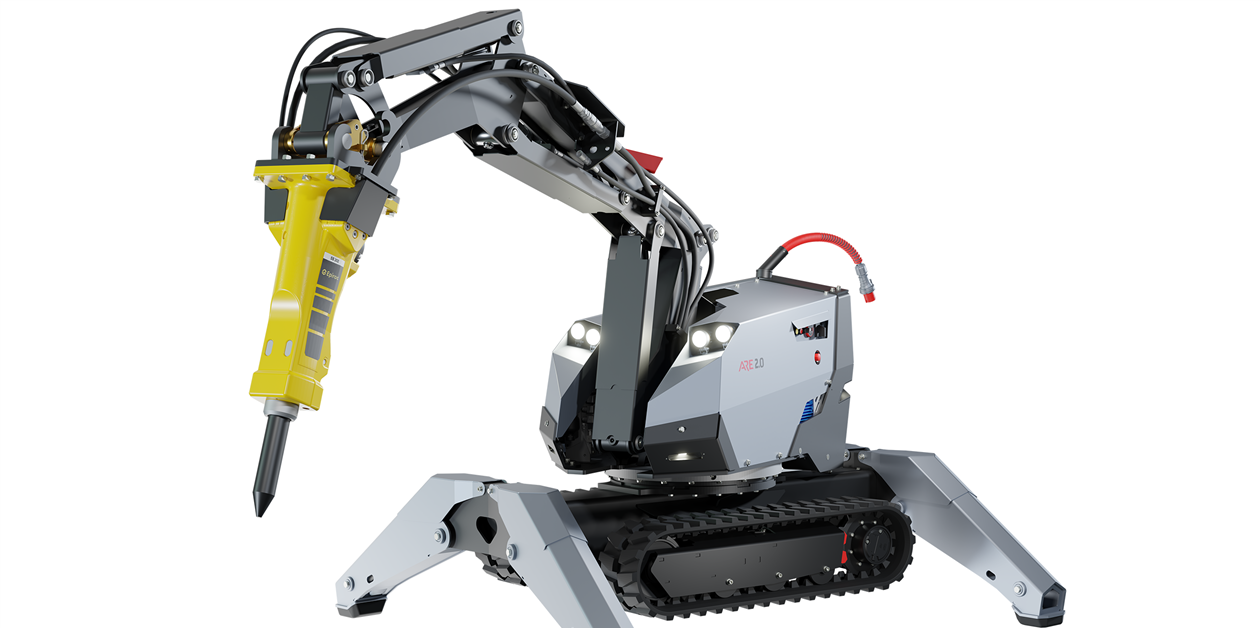 Demo robots equipped with swappable Vanguard battery packs - Power Progress