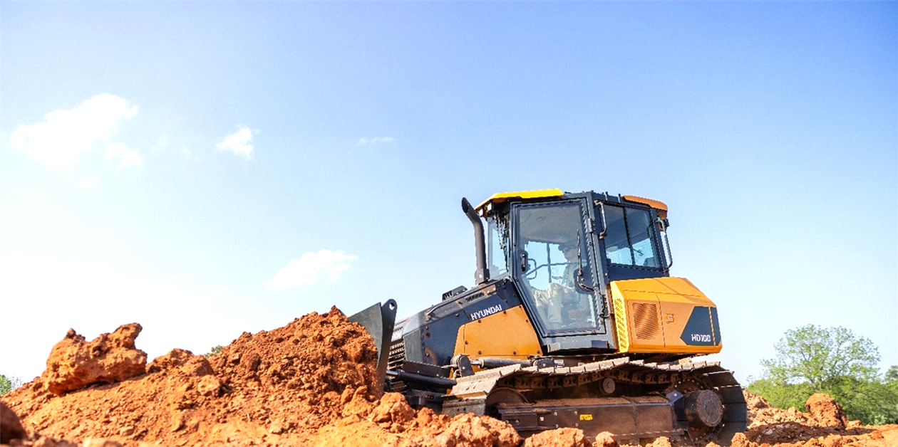 Hyundai introduces crawler dozer for North America - Power Progress