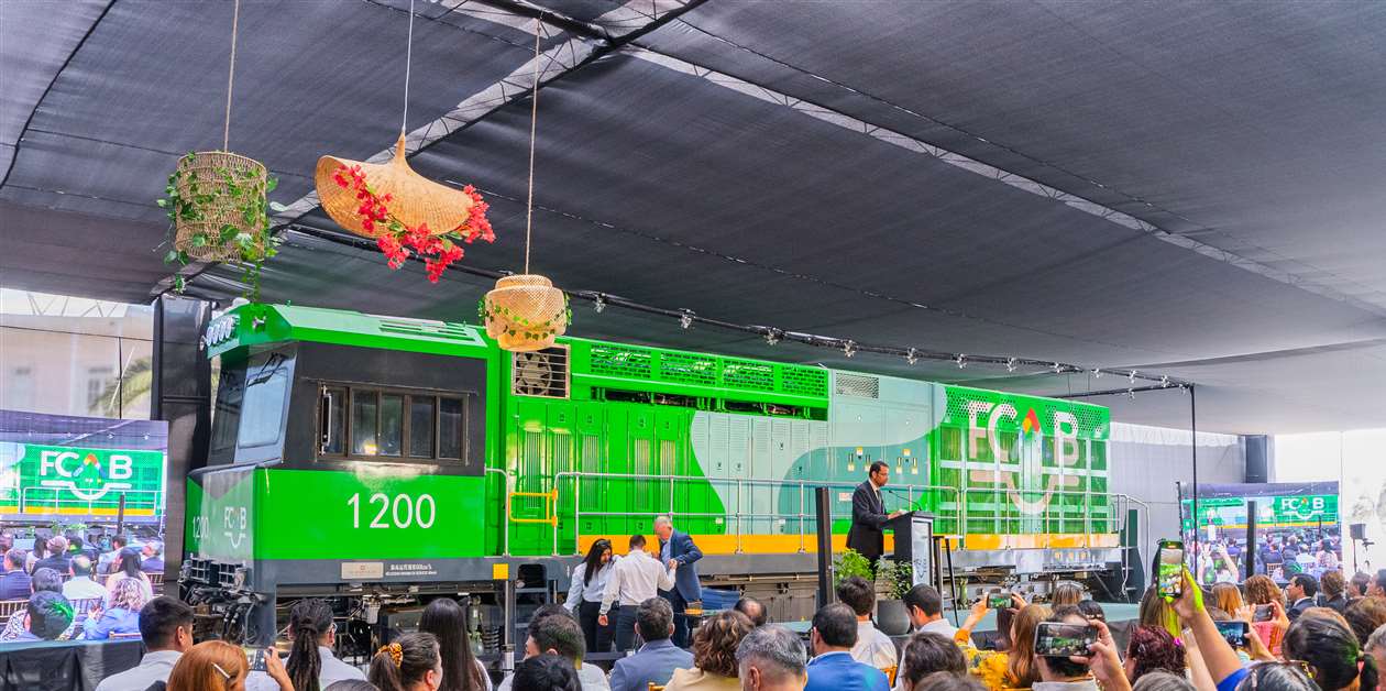 First H2 fuel cell locomotive in South America - Power Progress