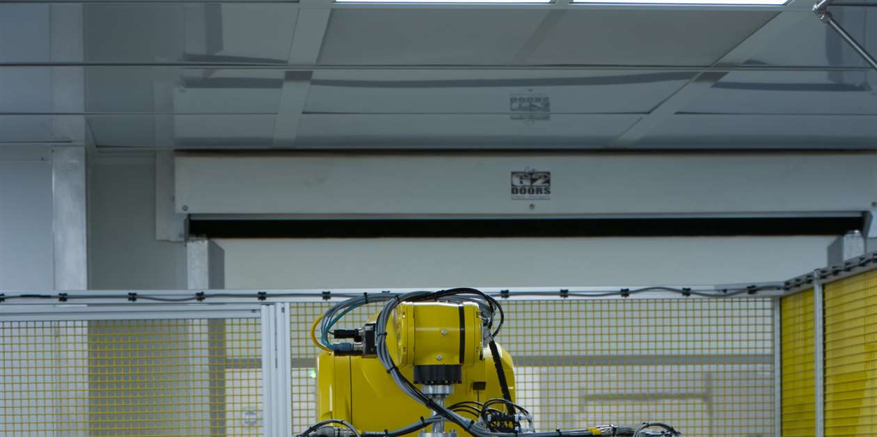 Solid oxide fuel cells provide backup power for small-scale, hybrid ...