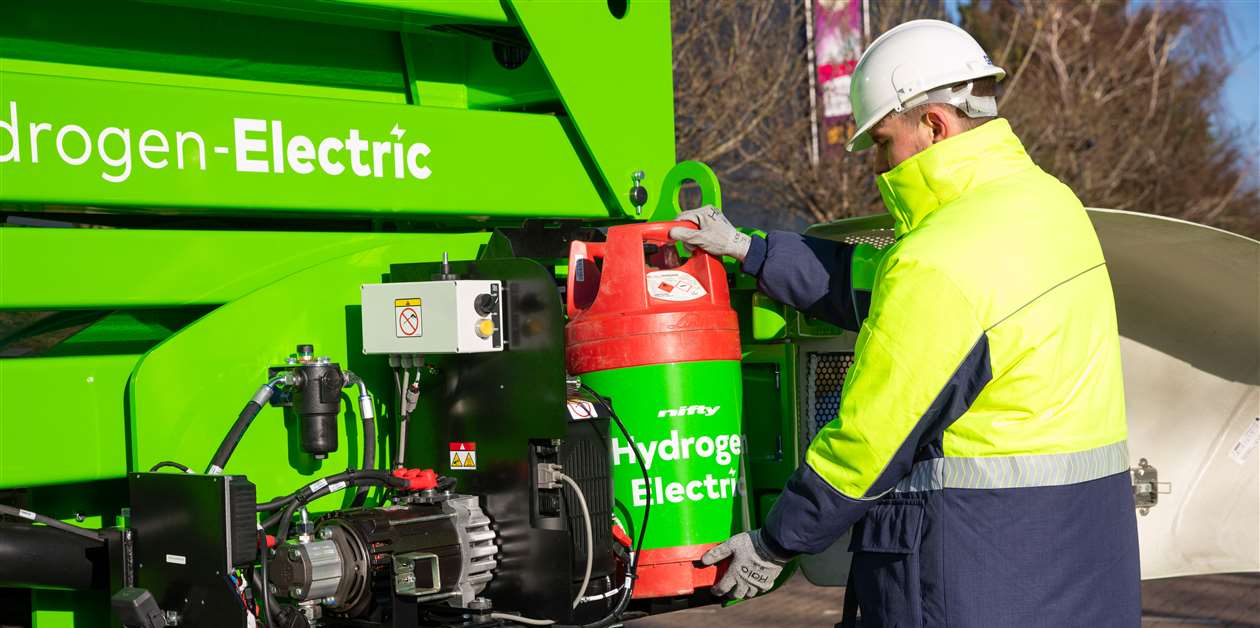 Five OEMs betting on H2 to power off-highway’s future - Power Progress