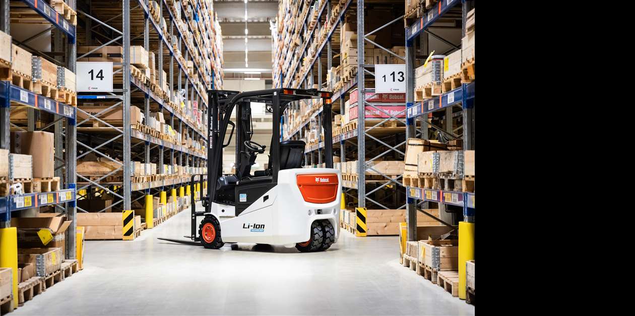 Bobcat launches ‘future proof’ forklifts with Li-ion batteries - Power ...