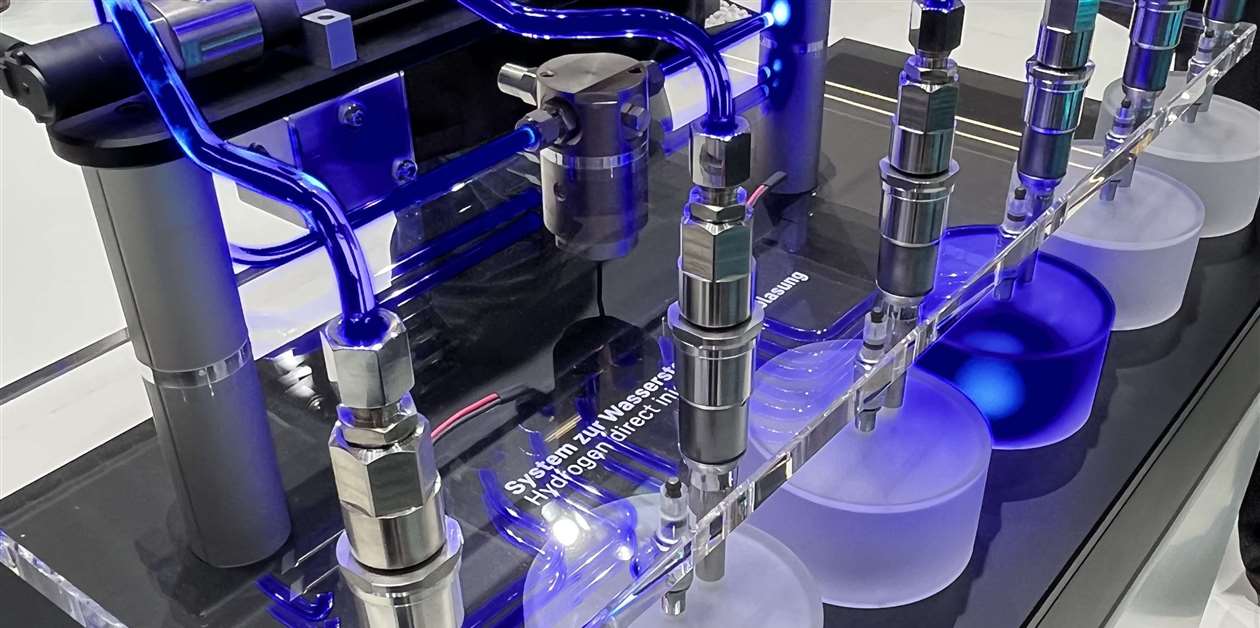 Hydrogen fuel injection among Liebherr highlights - Power Progress