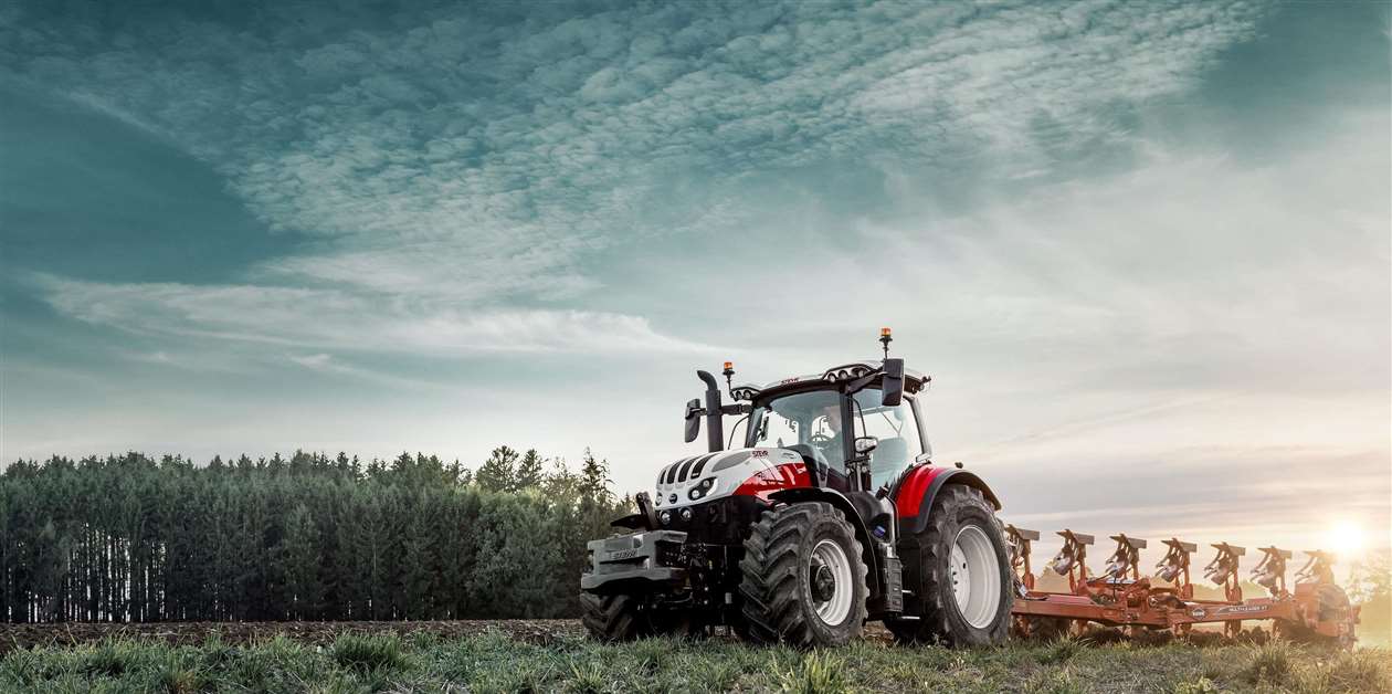 Steyr introduces full Absolut CVT tractor range - Power Progress