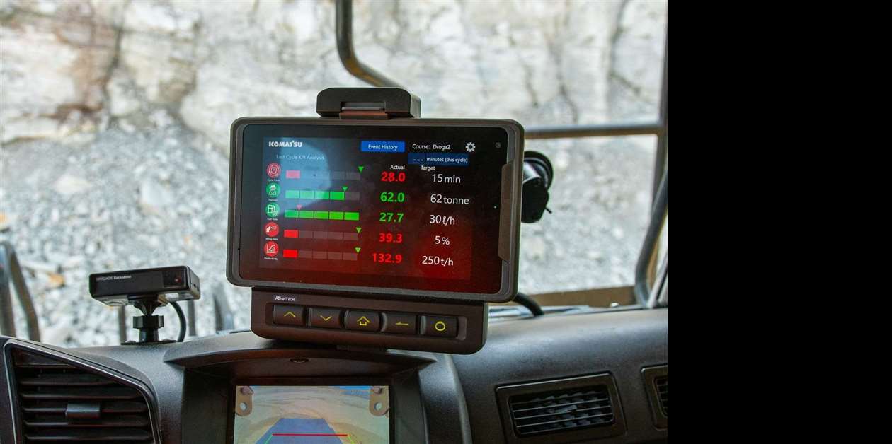 Komatsu Operator Guidance Monitor for haul trucks - Power Progress