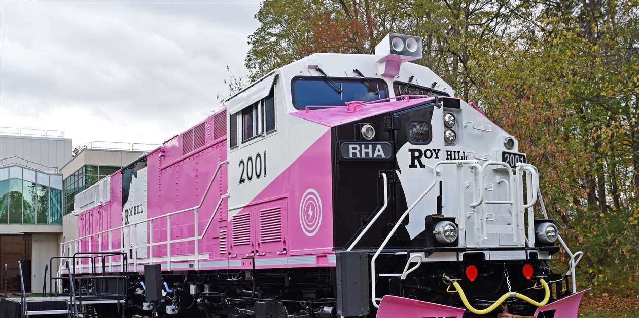 Wabtec debuts “world first” battery-powered locomotive - Power Progress