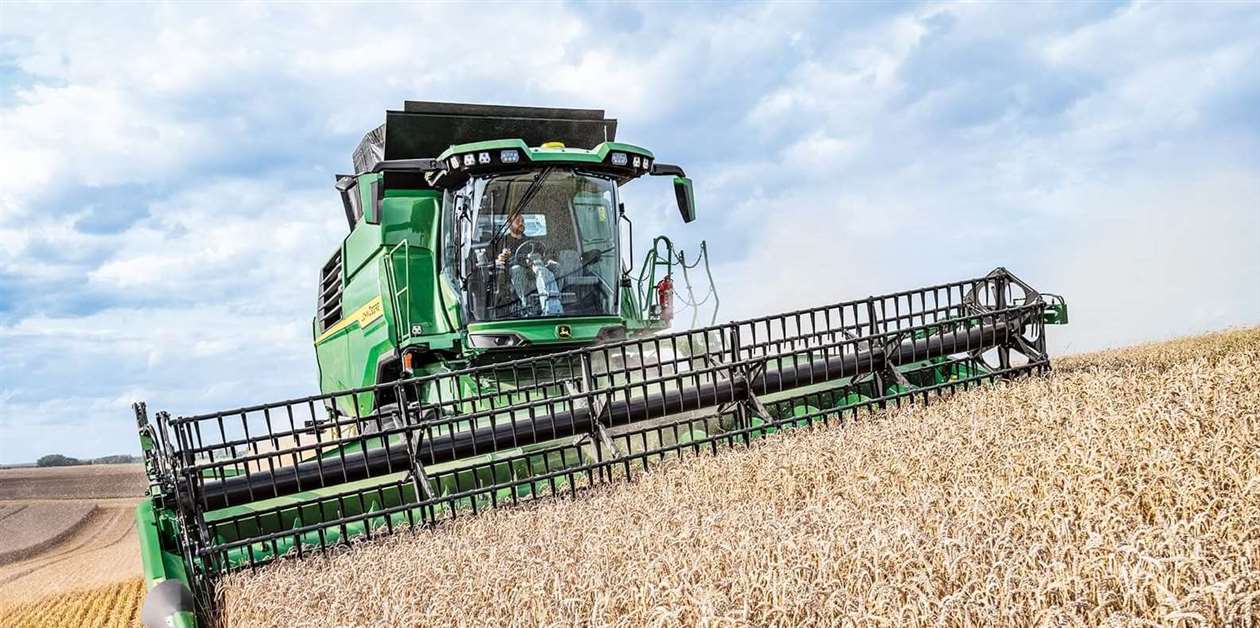 Deere introduces new T6 800 walker combine - Power Progress