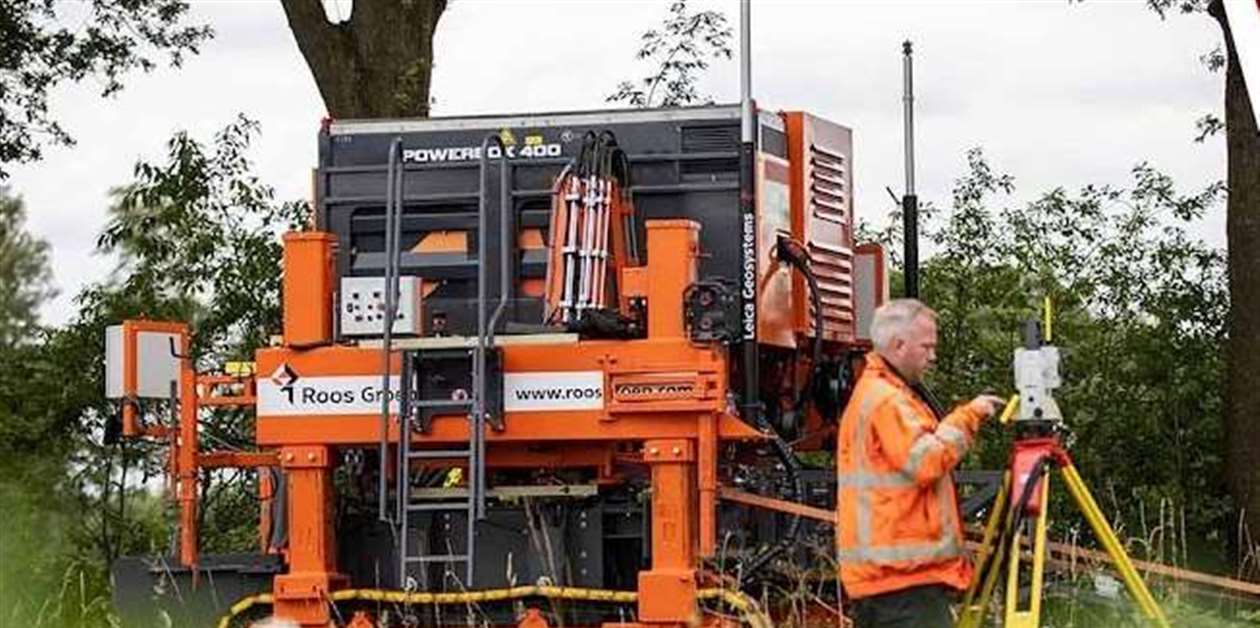 Hexagon announces ‘world’s first’ fully electric slipform paver with 3D ...