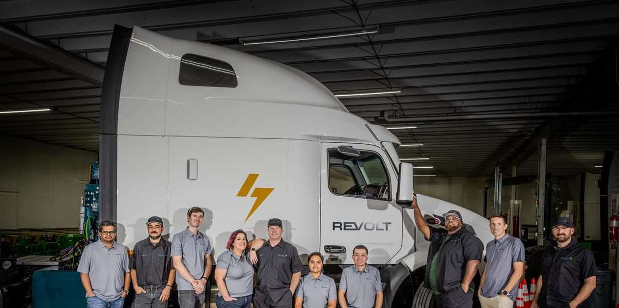 ReVolt Motors bets on hybrid powertrains to decarbonize Class 8 fleets ...