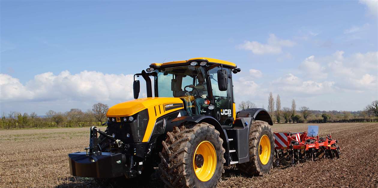 JCB highlights ag equipment lineup in Louisville - Power Progress