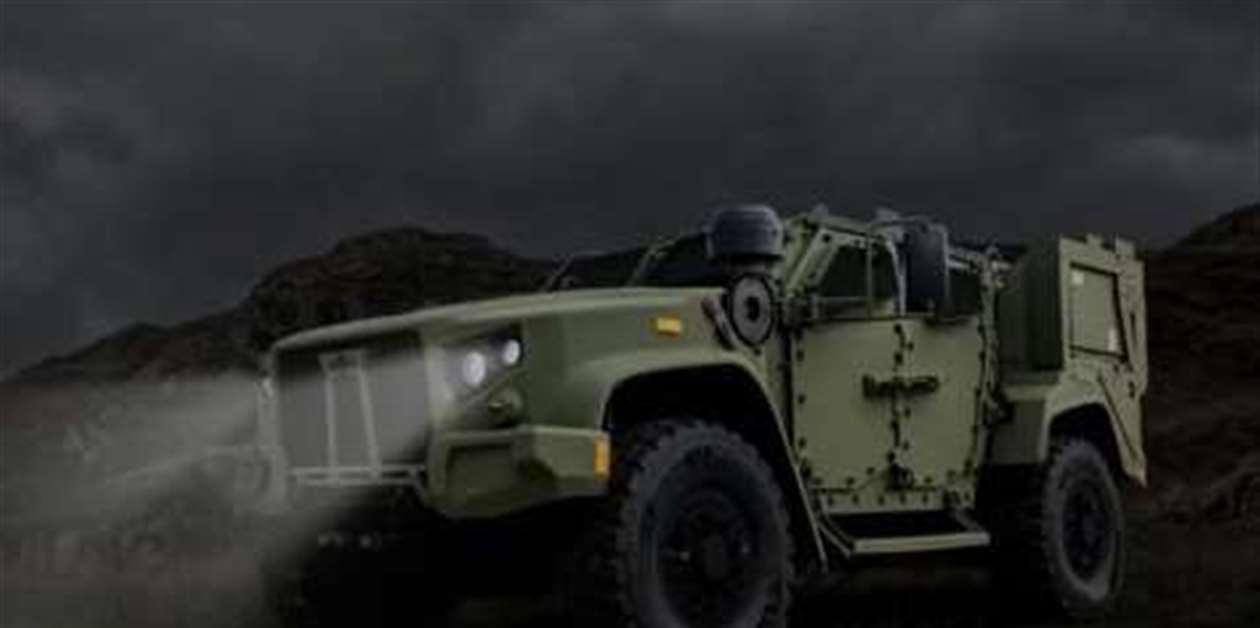 Oshkosh Defense presenta el vehículo híbrido eléctrico eJLTV en ...