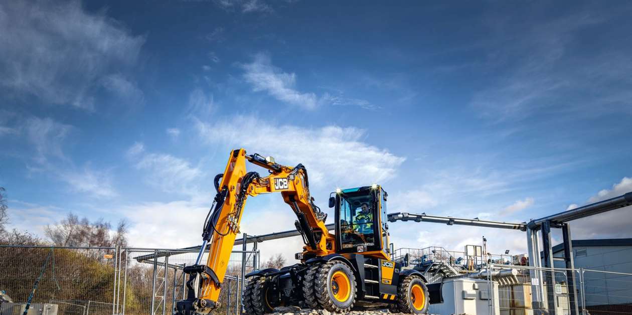 JCB LiveLink Service Expands - Power Progress