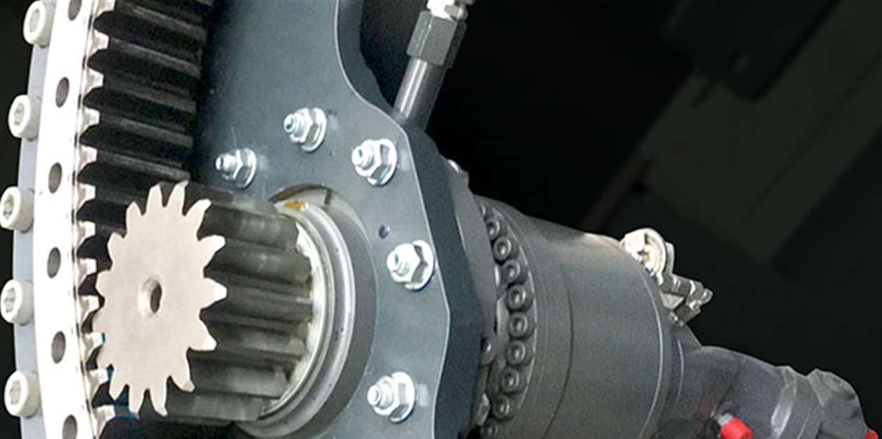 Liebherr Slewing Drive to Magni - Power Progress