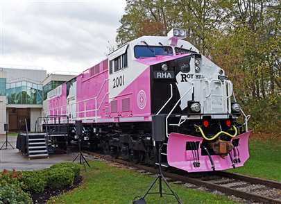 Wabtec debuts “world first” battery-powered locomotive - Power Progress