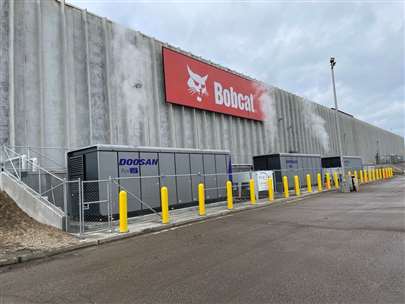 Bobcat installs HyAxiom fuel cells at North Dakota facilities - Power ...