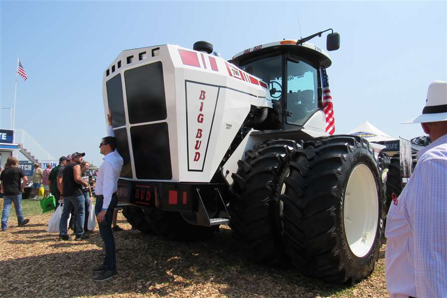New Big Bud tractor builds on legacy design - Power Progress