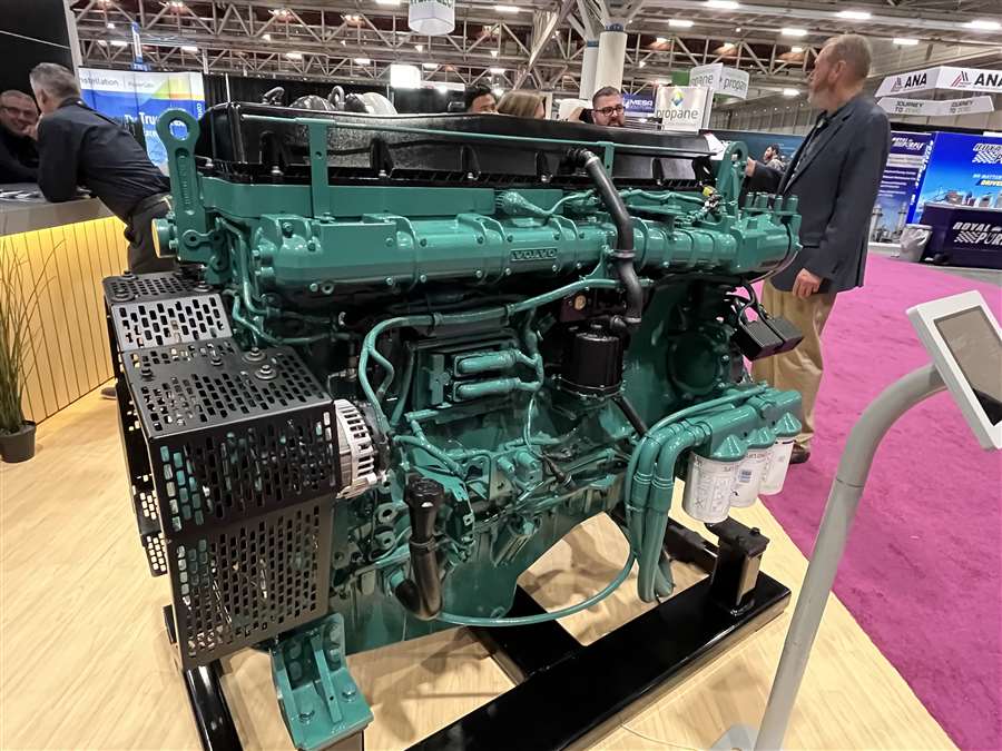 Volvo Penta shows new power solutions - Power Progress