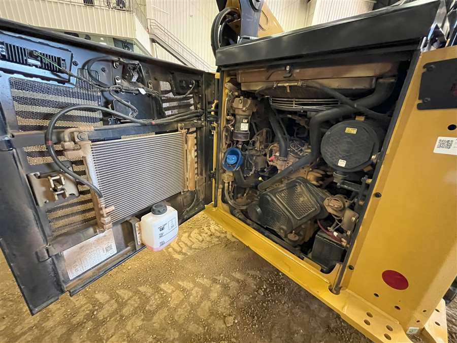 Caterpillar applies clean sheet to new loaders – Part 1 - Power Progress